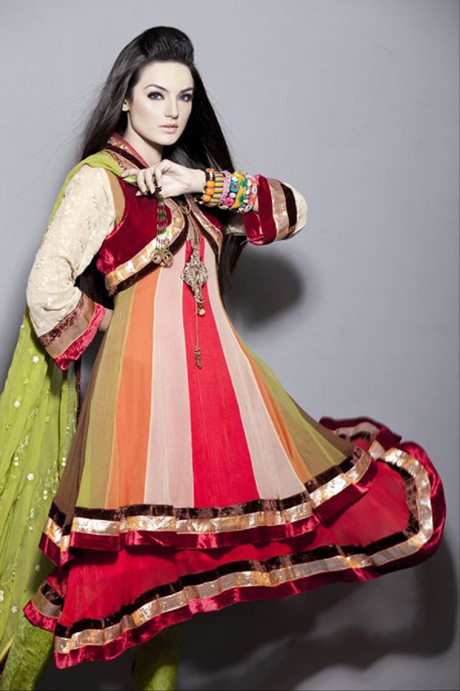 Beautiful Sadia Khan HD Wallpaper - all 4u stars wallpaper