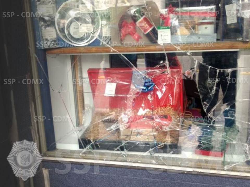 POLICÍA CDMX: FRUSTRA SSP-CDMX ROBO A VINATERÍA EN EL CENTRO HISTÓRICO POLICÍA CDMX: FRUSTRA SSP-CDMX ROBO A VINATERÍA EN EL CENTRO HISTÓRICO