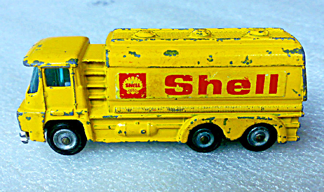 Dunia Lawas: CORGI JUNIORS SHELL TANKER