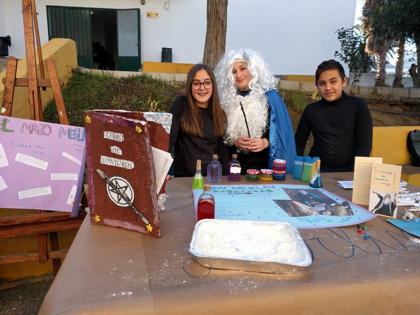 Con letras: II FERIA DE MAGIA EN EL IES JOSÉ CADALSO