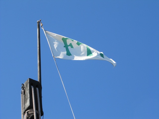 jeanzpix: The Nina and the Pinta - The Ships of Columbus