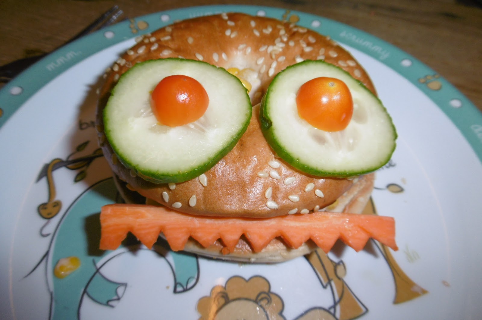 Madhouse Family Reviews: Madhouse recipe : Halloween Monster Rolls