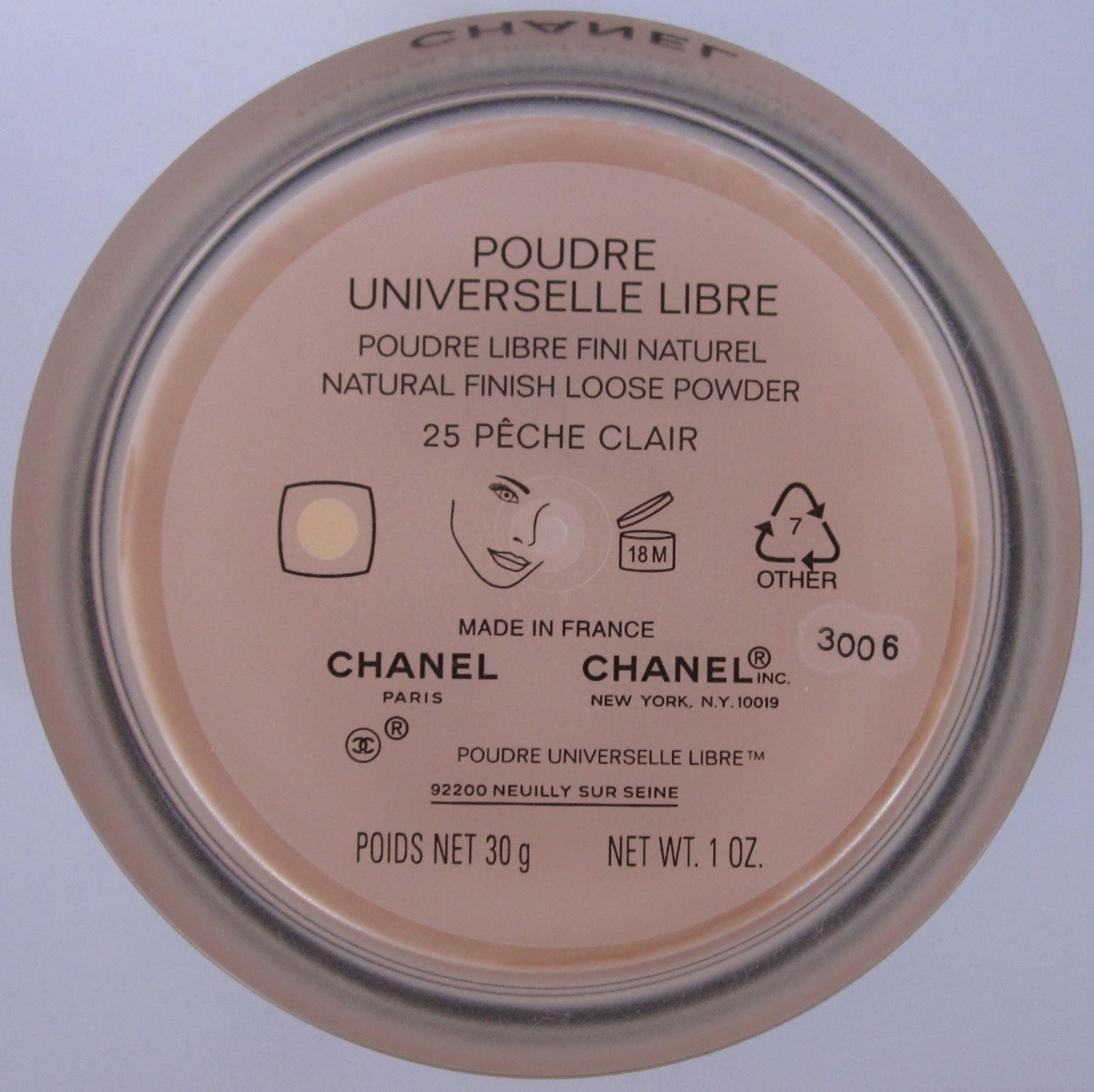 Chanel Poudre Universelle Libre - 25 Peche Clair - MAKEUP ARENA