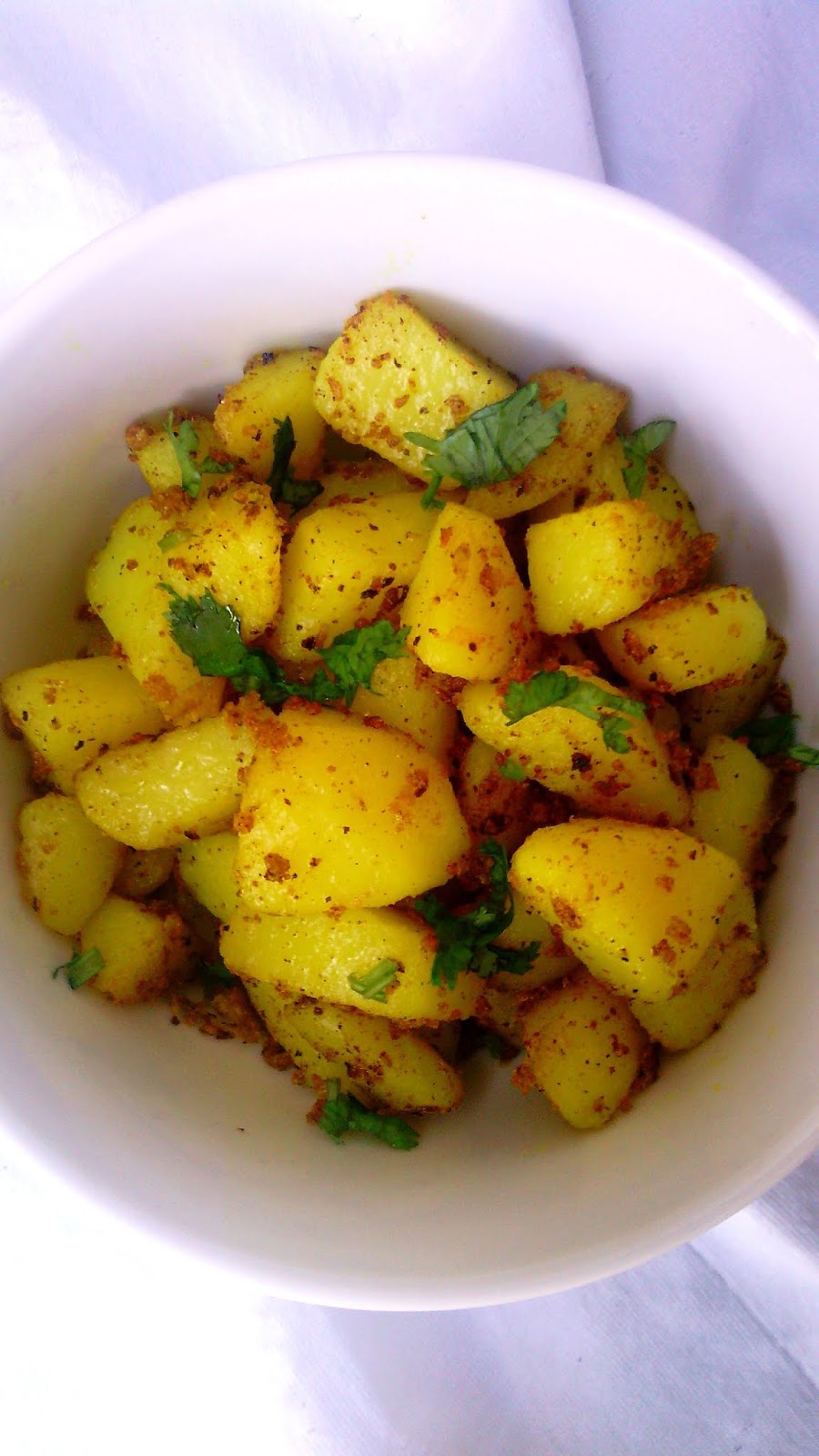CUMIN TURMERIC PAN FRIED POTATOES