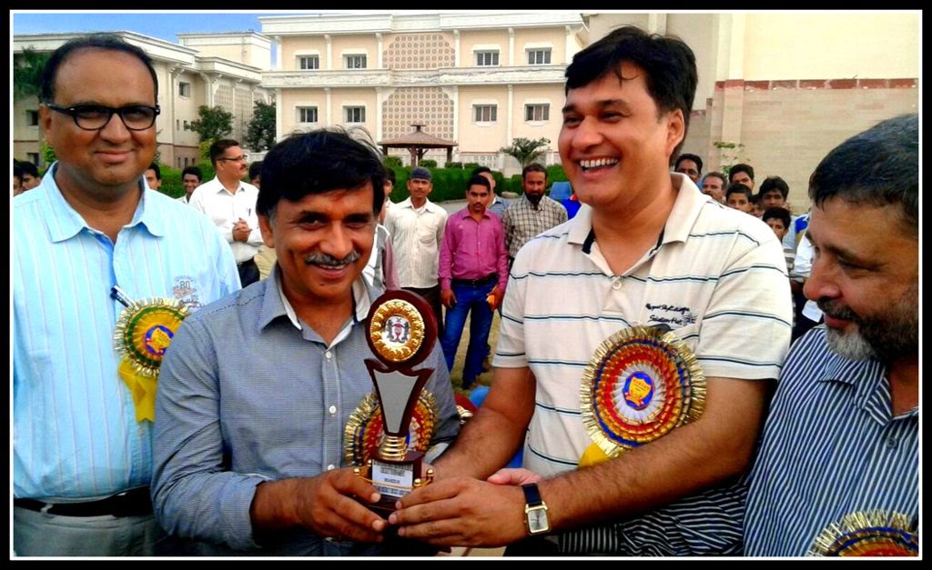 Al Barkaat Art Gallery: Al Barkaat Public School wins District Cricket ...