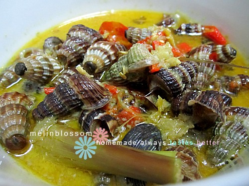 Melinblossom: Siput Sedut Masak Lemak Cili Api dan Kuih Gulung