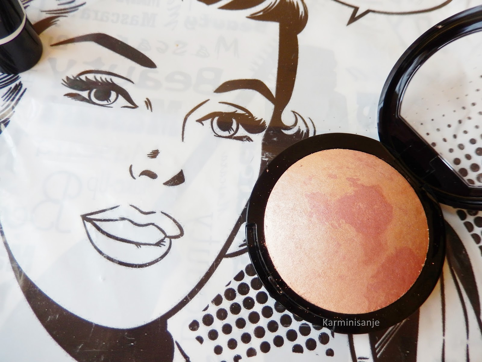 Karminisanje: Farmasi iluminator i rumenilo