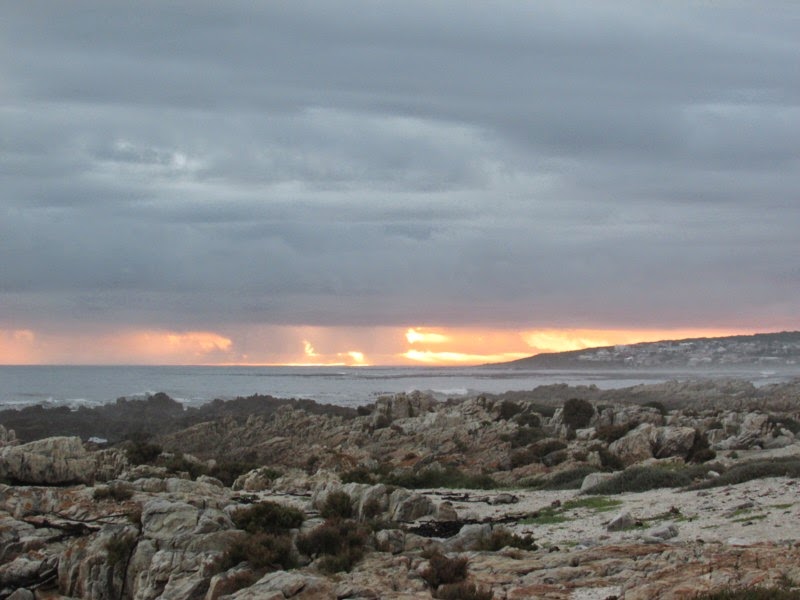 Murray & Candace's Adventures: Travels to Sandbaai...