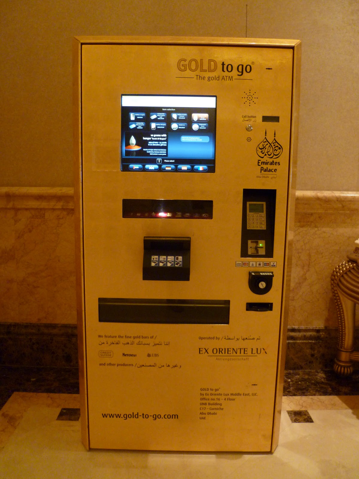 Adventures of Pamela and Dave: Abu Dhabi – Fast Cars and Gold Bars