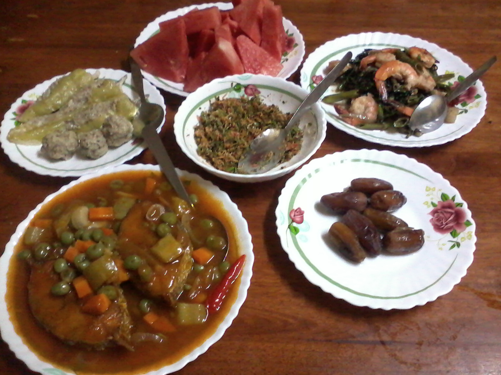 Koleksi Hidangan Pn Nora: Juadah berbuka puasa