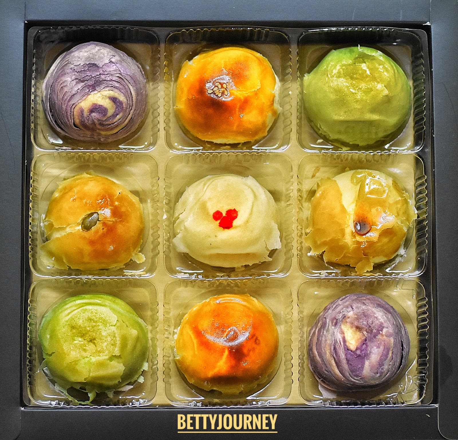 Attractive Taiwanese Style Mooncake by Donutes Coffee & Cake Baking ...