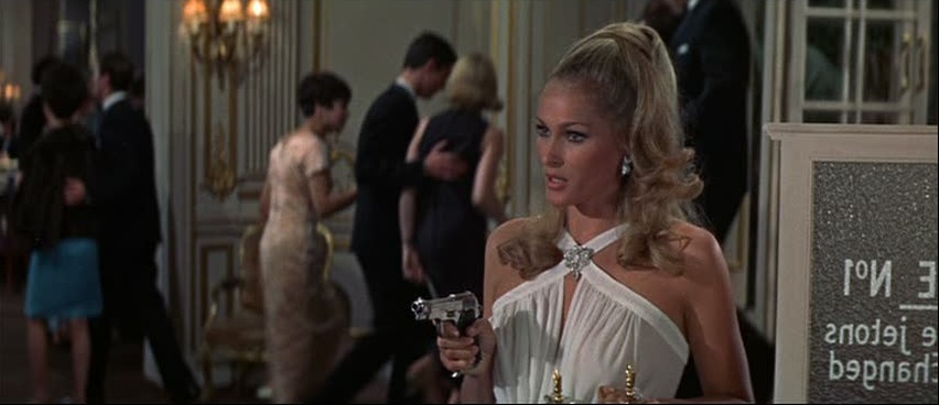Fripps filmrevyer: Bond, but not quite: Casino Royale (1967)
