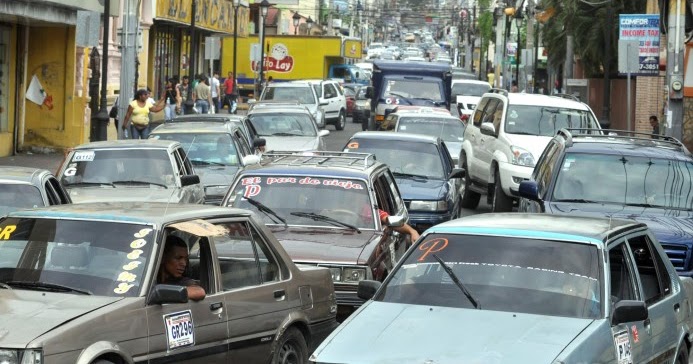 Contemplan cambiar miles de carros de concho por autobuses nuevos ~ a