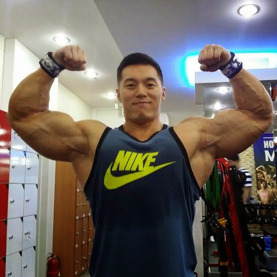 Worldwide Bodybuilders: Korean bodybuilder Kim Young Joon