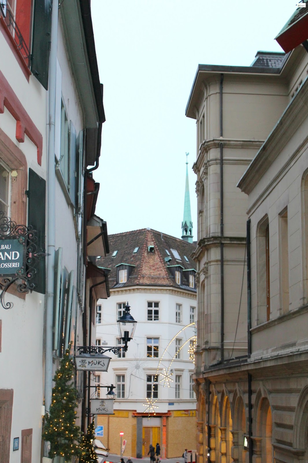 a walk through downtown historic Basel // Switzerland | Caravan Sonnet