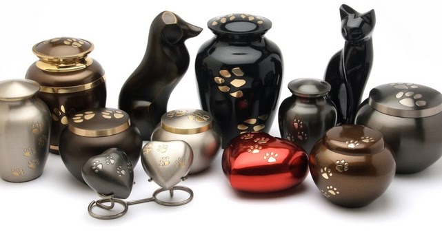 Opulent Pet Urns to Solace Your Darling Pet ~ urnsus.com | Cremation ...