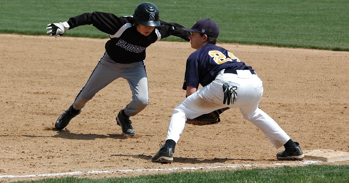 STATS DAD: Youth Baseball: Metal or Molded Plastic Cleats What to do ...