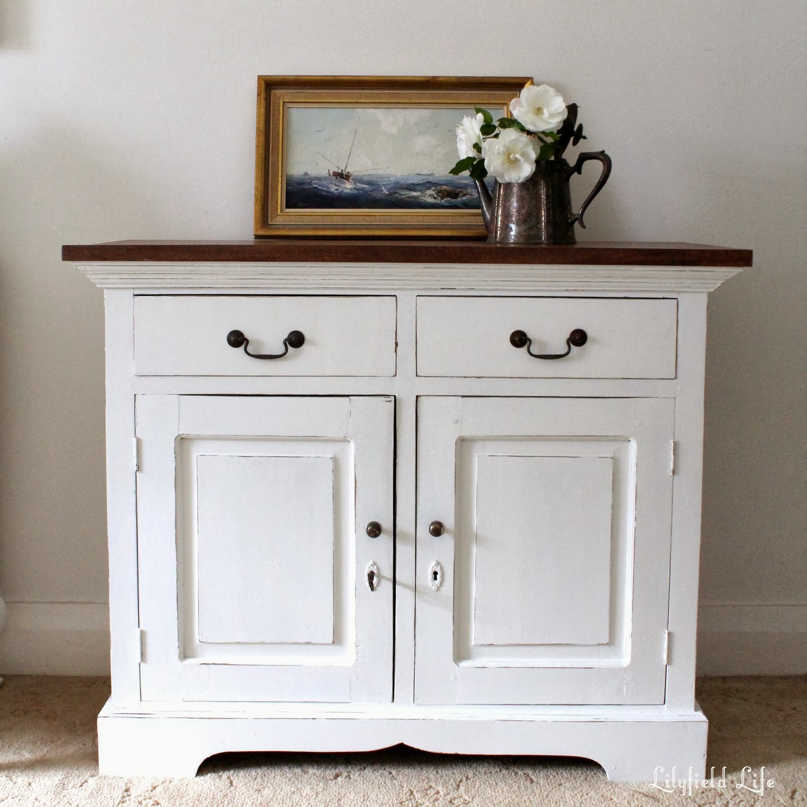 Lilyfield Life: White hall cupboard