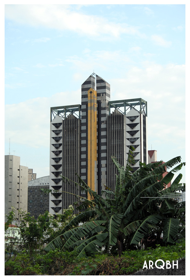 ARQBH: EDIFÍCIO CAPRI