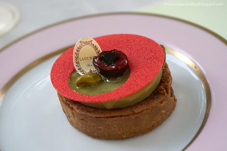 Laduree The Grove - Vegas and Food