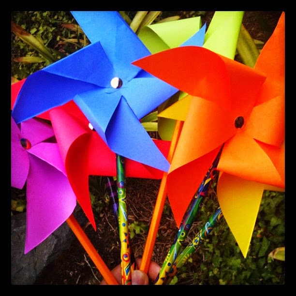 How To Make Pinwheels ~ Story of TheNaskun