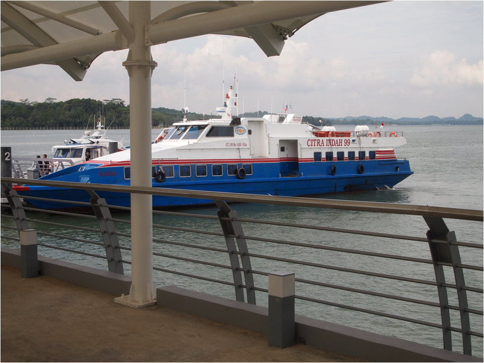 maqis_puteriharbour: First Operation Pelabuhan Feri Terminal Puteri Harbour