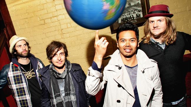 THE BLACK BIRD: The Temper Trap