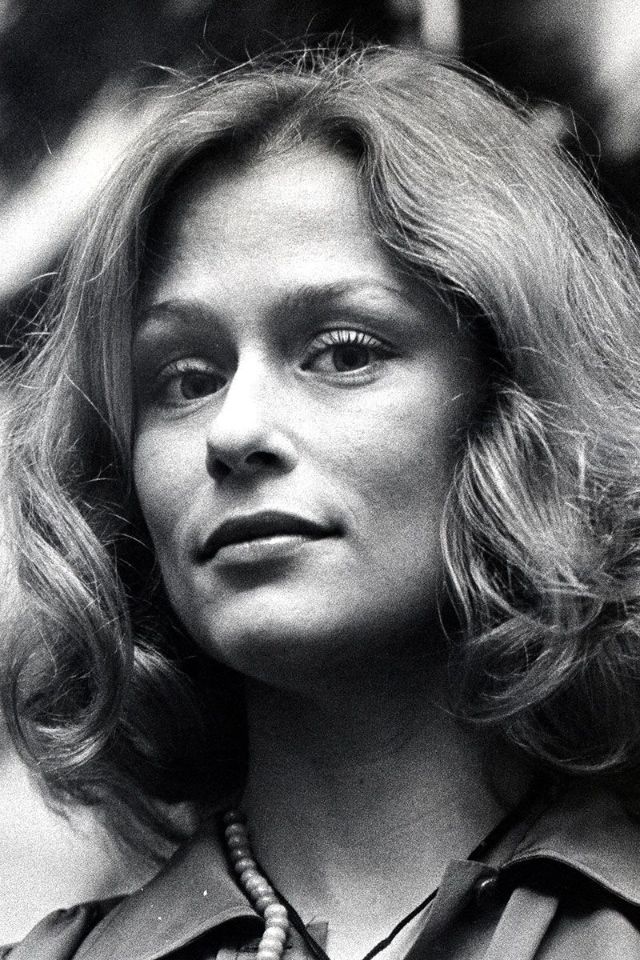 40 Glamorous Photos of Lauren Hutton in the 1970s and 1980s ~ Vintage ...