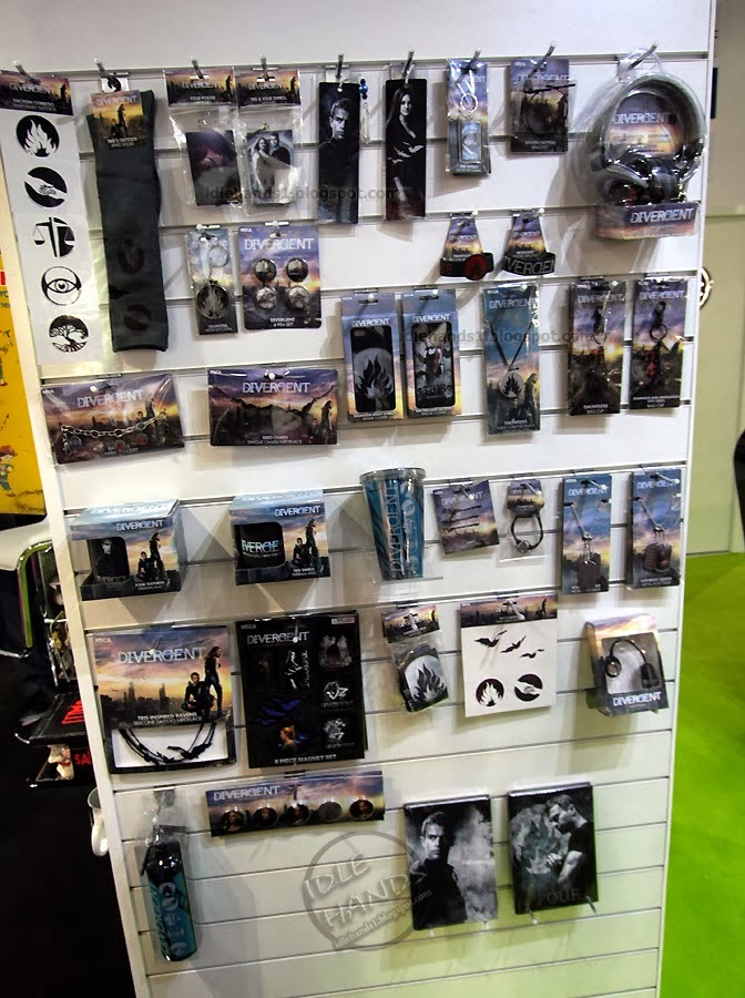 The Divergent Life: New DIVERGENT Merchandise by NECA Featured at 2014 ...