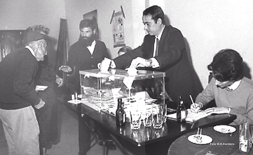 CACHOS DE VIDA: PRIMERAS ELECCIONES DEMOCRÁTICAS