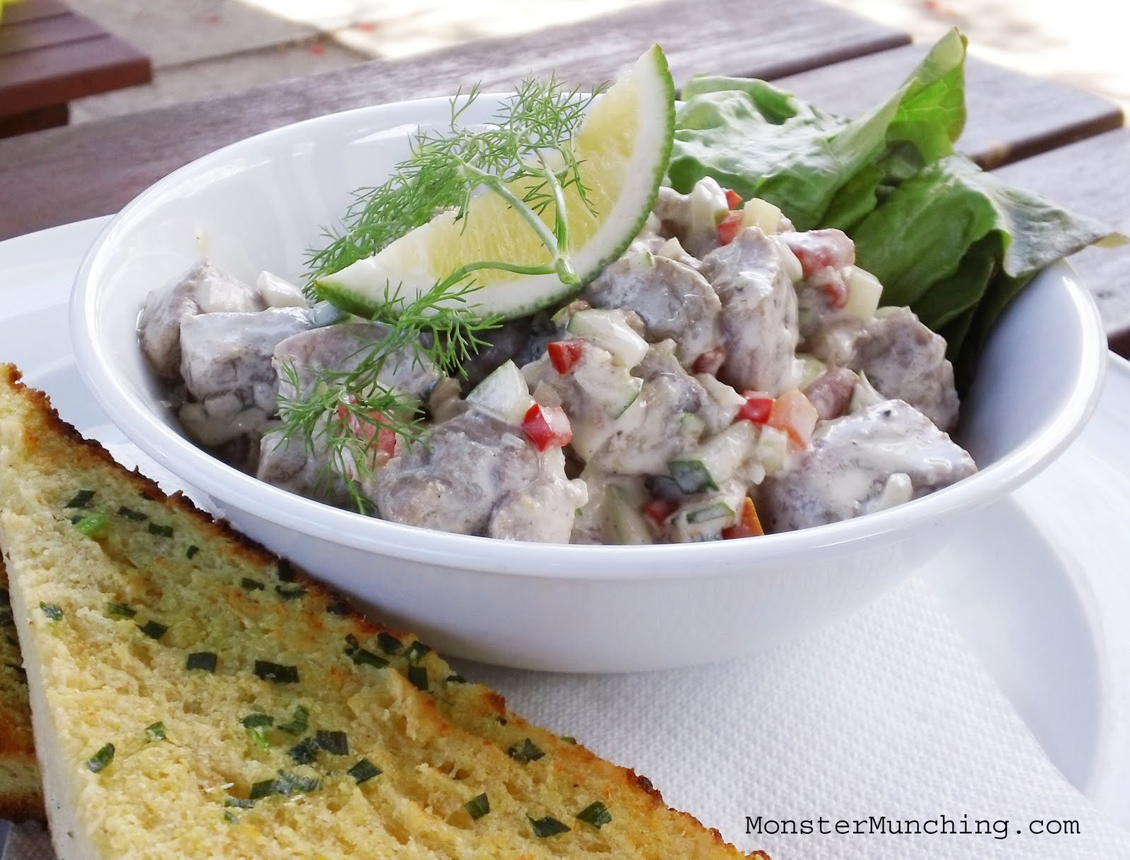 Monster Munching: Eating in Rarotonga - Cook Islands