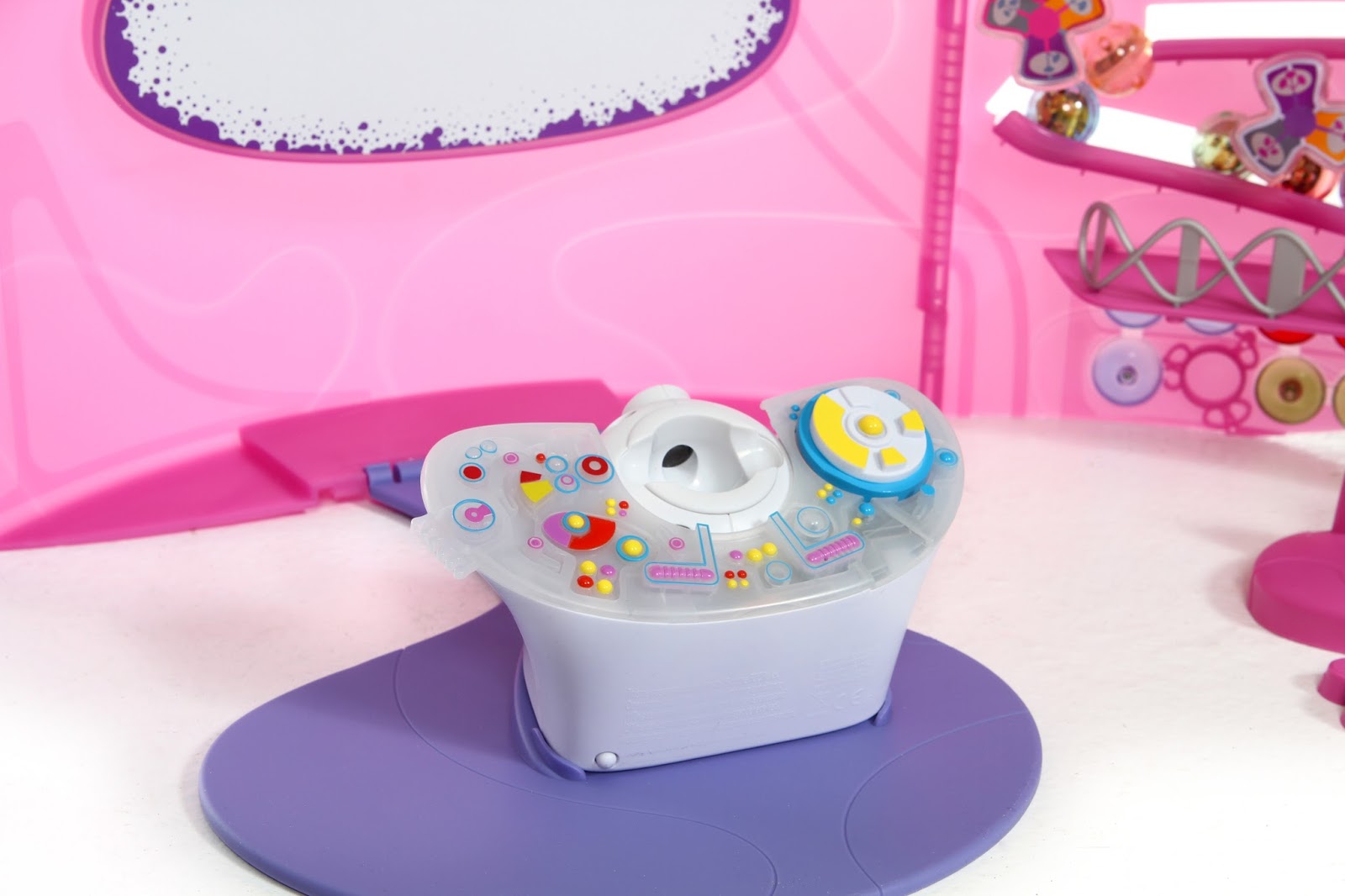 Dan the Pixar Fan: Inside Out: TOMY Headquarters Playset