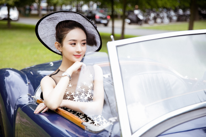 The Real Reason Why Zhao Li Ying s Taking Time Off Work DramaPanda the-real-reason-why-zhao-li-ying-s-taking-time-off-work-dramapanda