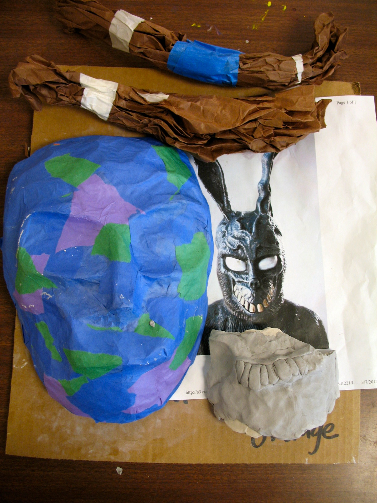 Coonley Art Studio: Masks from Paper Mache