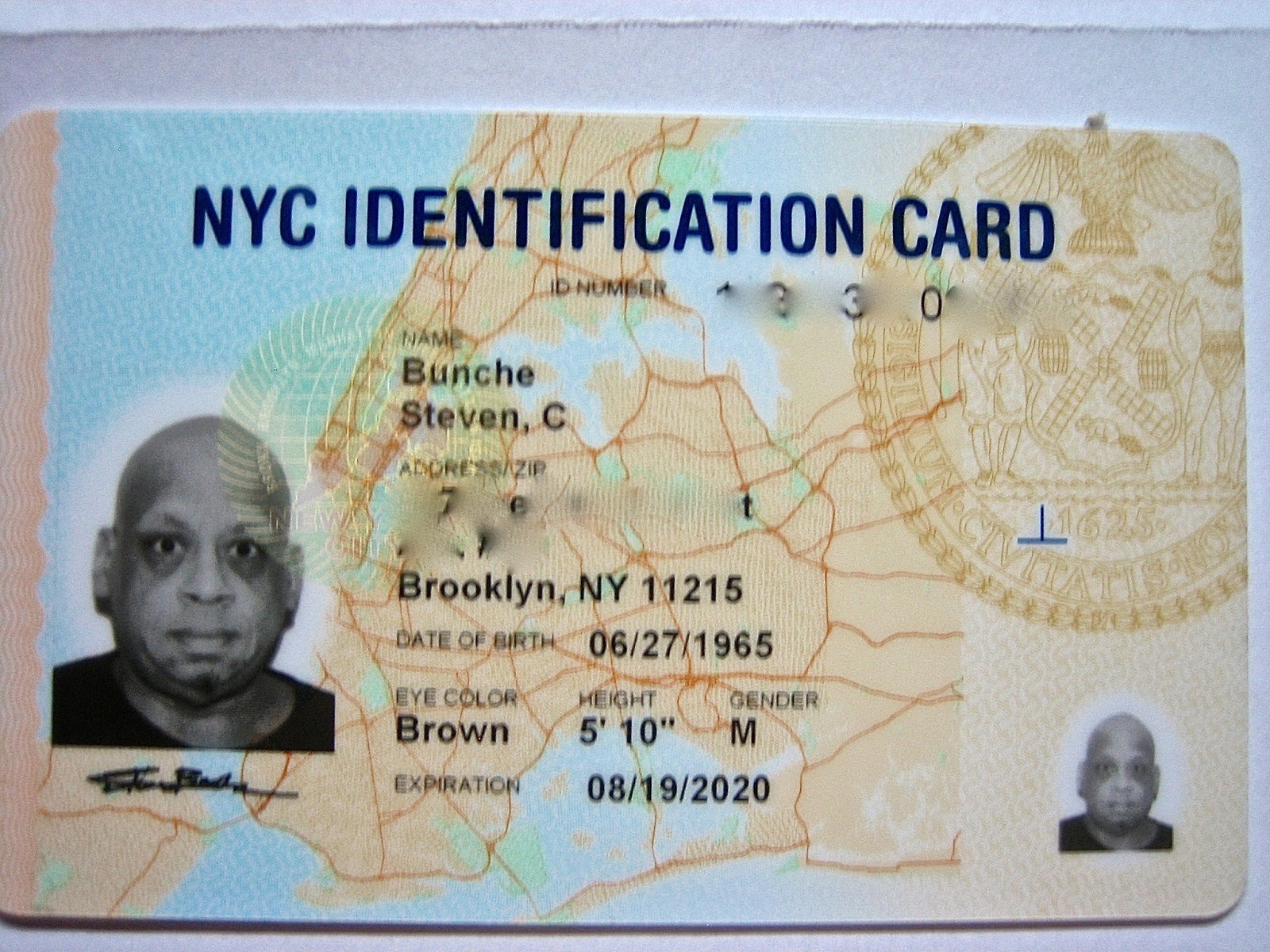 The Vault of Buncheness: WORST ID PHOTO EVER!!!