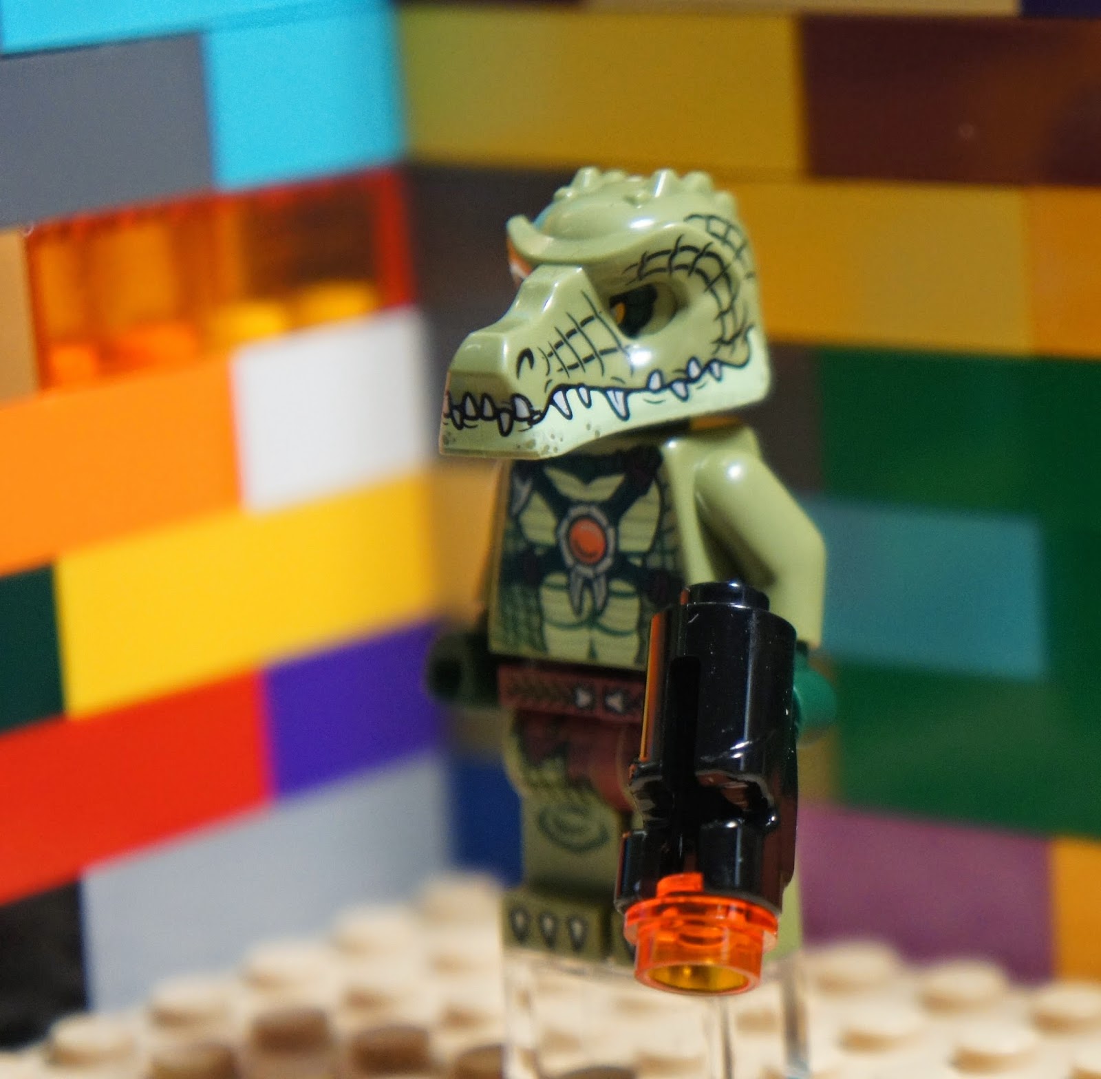 LEGO LOC123 CROCODILE WARRIOR #2 Minifigure Croco Tribe Legends of ...