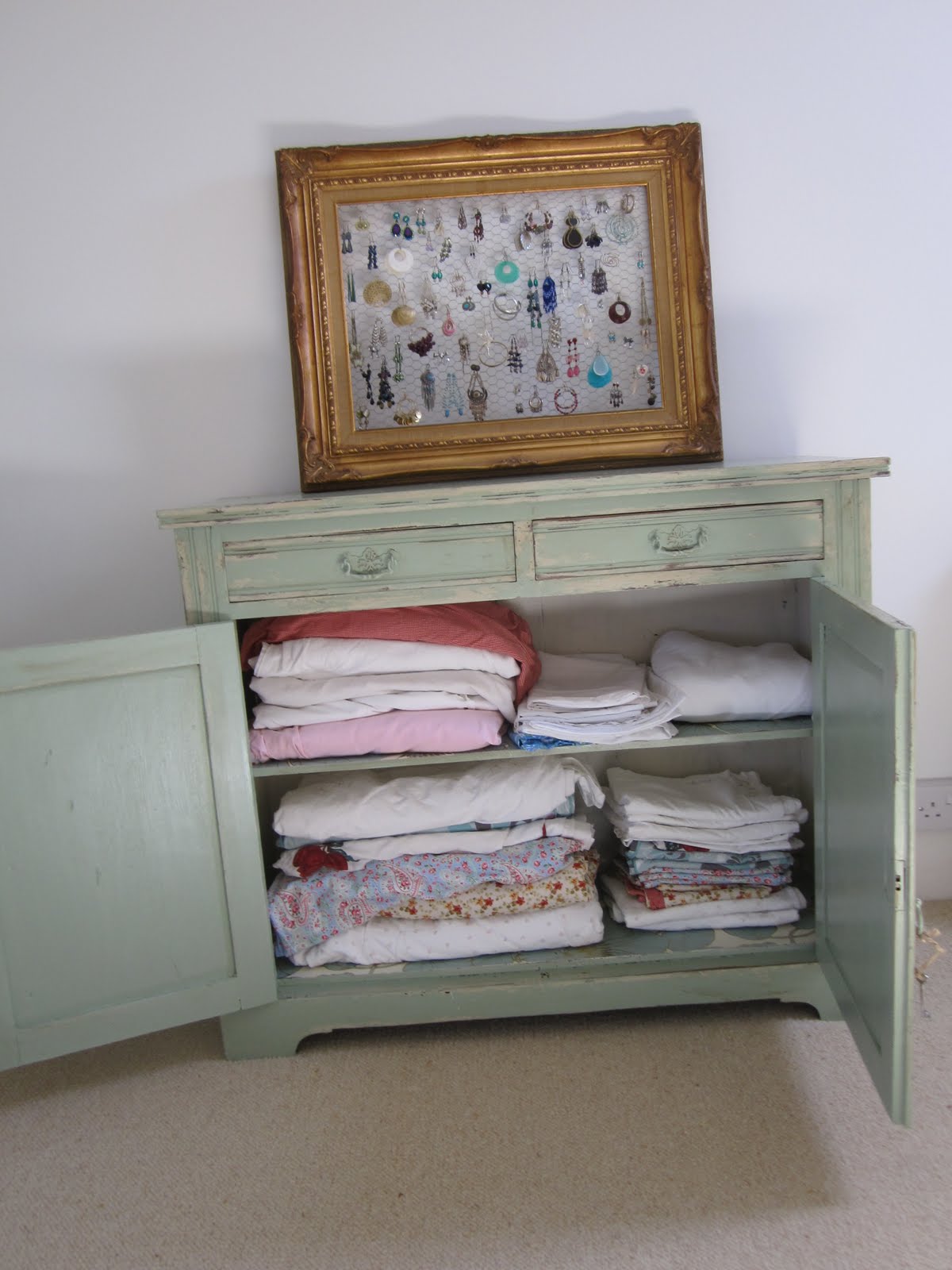 cupboard revamp joy - Tara Leaver