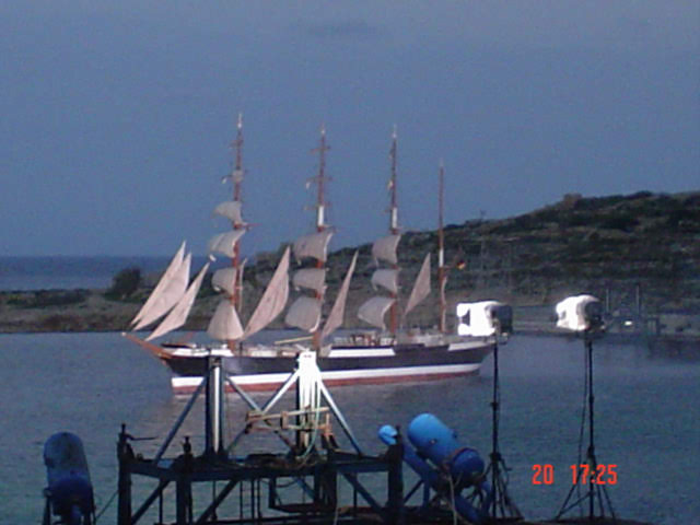 model ships in the cinema: STUDIO TANK FACILITIES