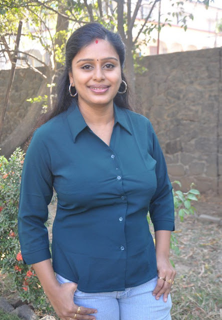 INDIAN ACTRESS: Latha Rao Tamil Sun TV serial actress big hanging boobs ...