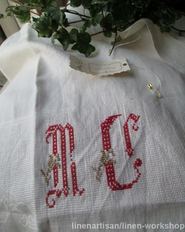 Linge ancien: Iniciales con gráficos del Taller de lino