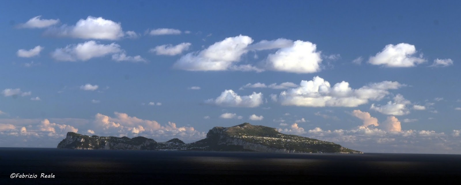 LaboratorioNapoletano.com: Capri vista dal parco Virgiliano in una ...