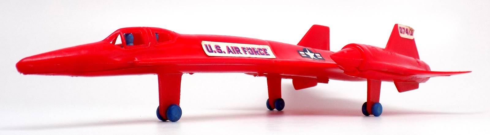 Toys and Stuff: Gay Toys (or Processed Plastic?) SR-71 - Red SP