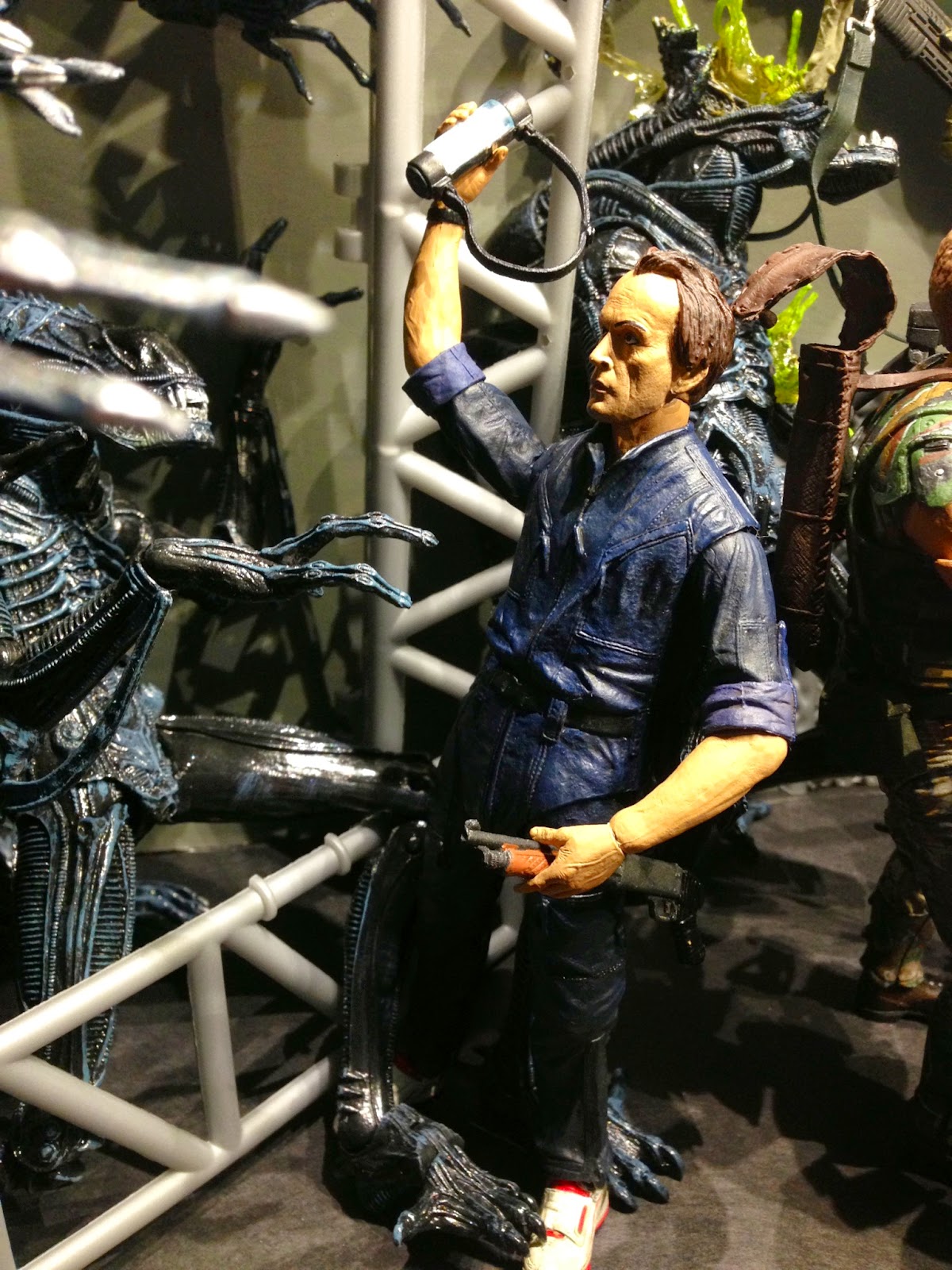 Bishop Aliens Costume