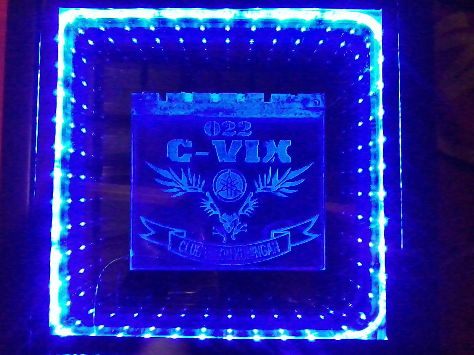 HAND MADE AND GO...GO...GO... !!: CARA membuat cermin 3D LED