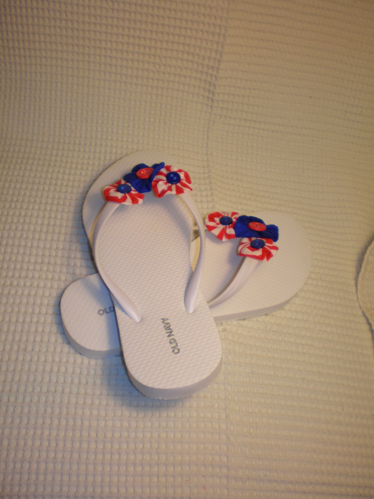 CRAF-T BEE: 4th of July Flip flops