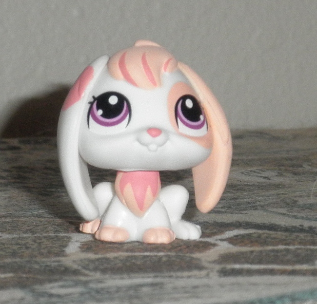 Collectomania: LPS Rabbits