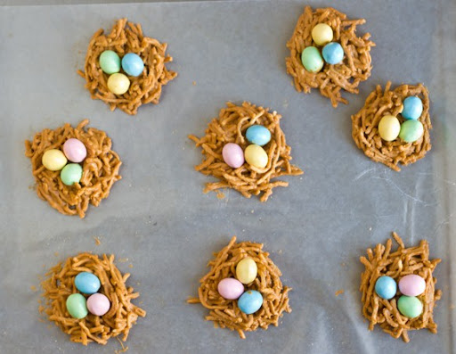 DIY Parties, Crafts, and Holidays: DIY Easter Bird Nests