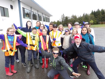 The Busy Catholic: Kitimat kids educate about plastic bags