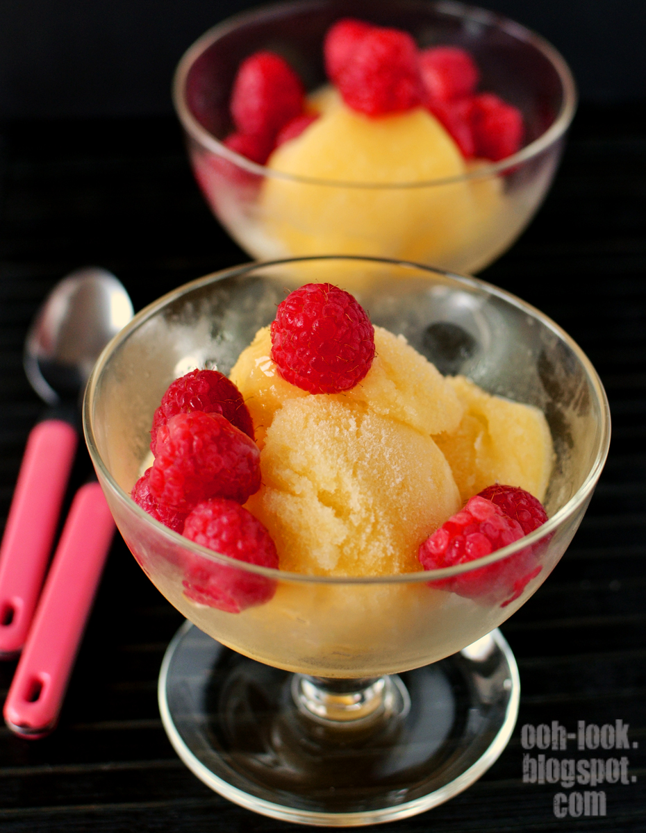 Ooh, Look...: Happiness is...Mango Lychee Sorbet