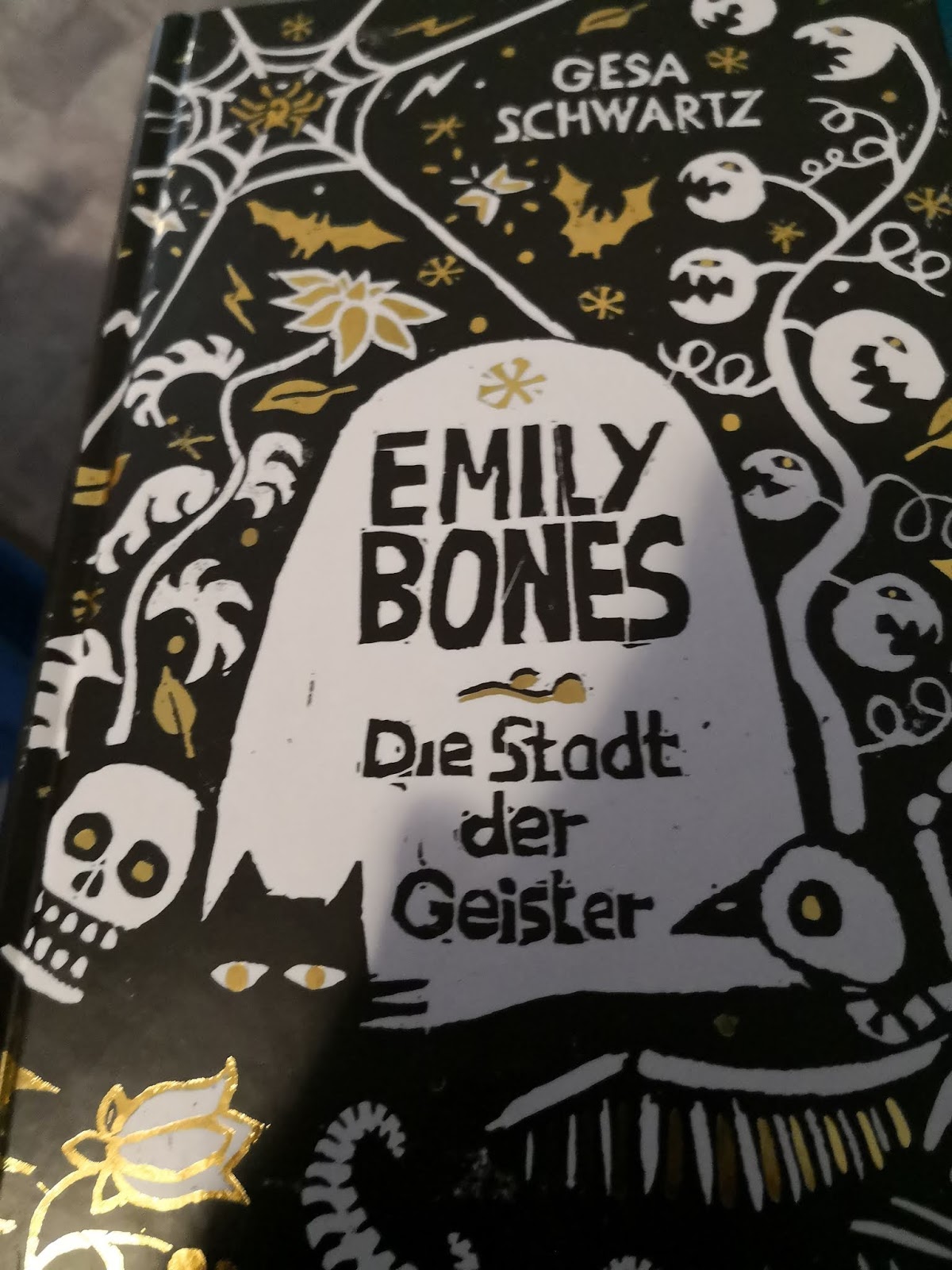 Chrissi die büchereule: Rezension und Buchtipp "Emily Bones:die Stadt ...